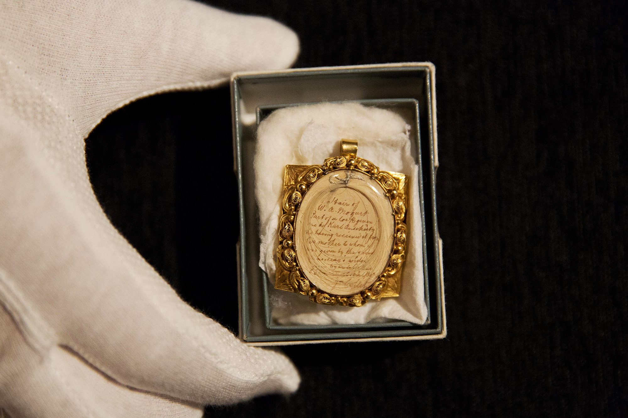 Mozart's hair sells for £35,000, smashing estimate