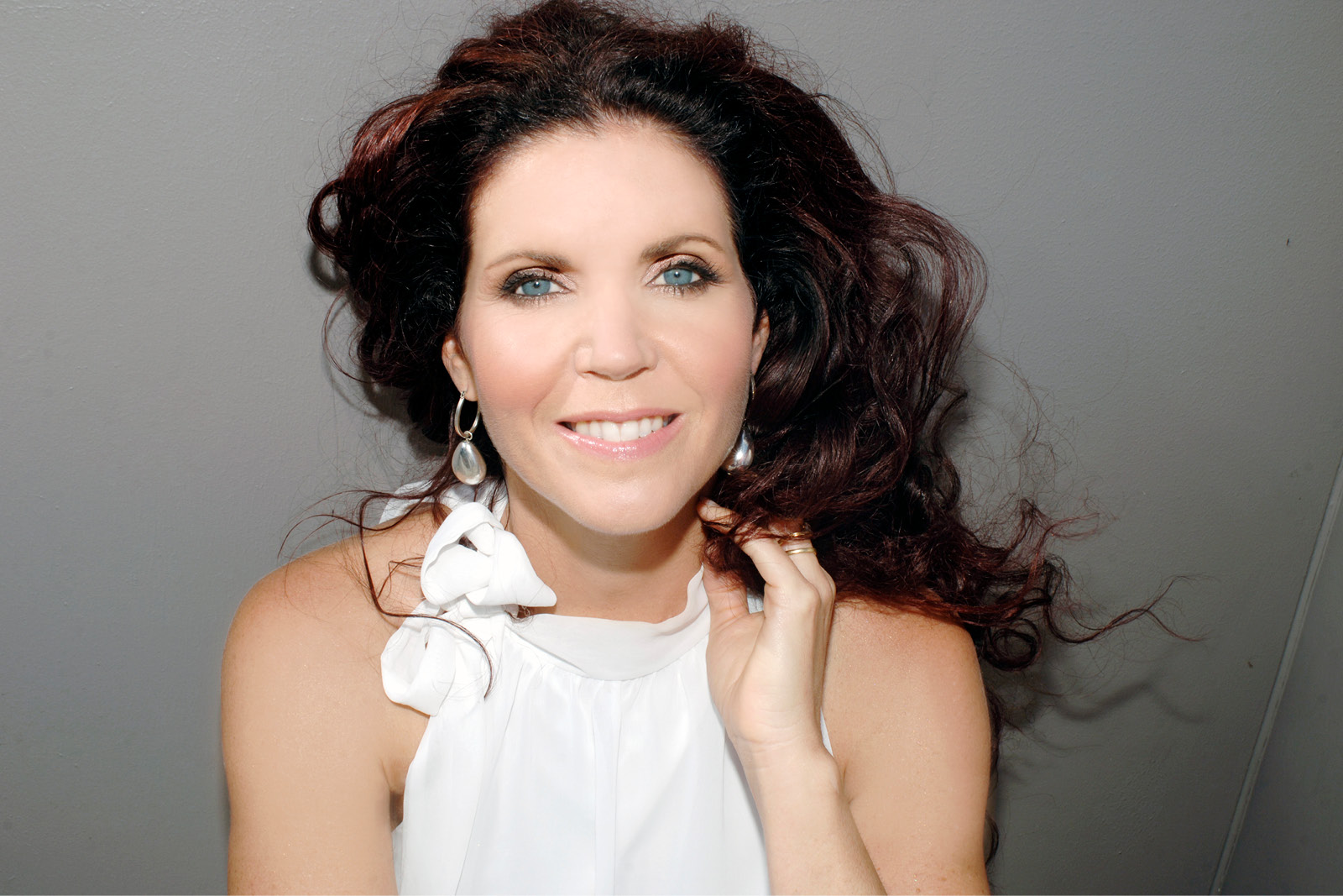 Sara Macliver: What I'm Listening to this Month | Playlist