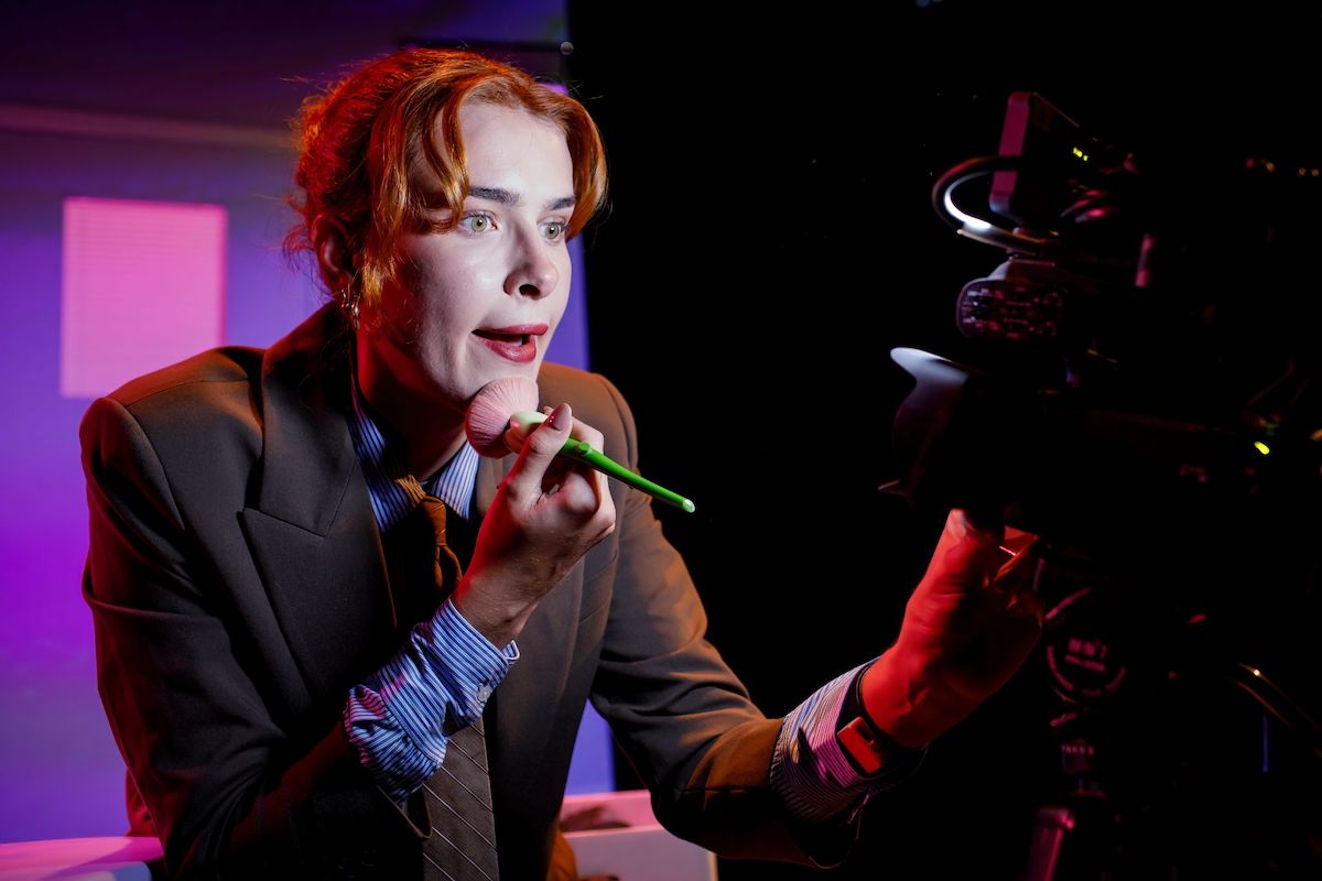 Collapsible (Red Line Productions)