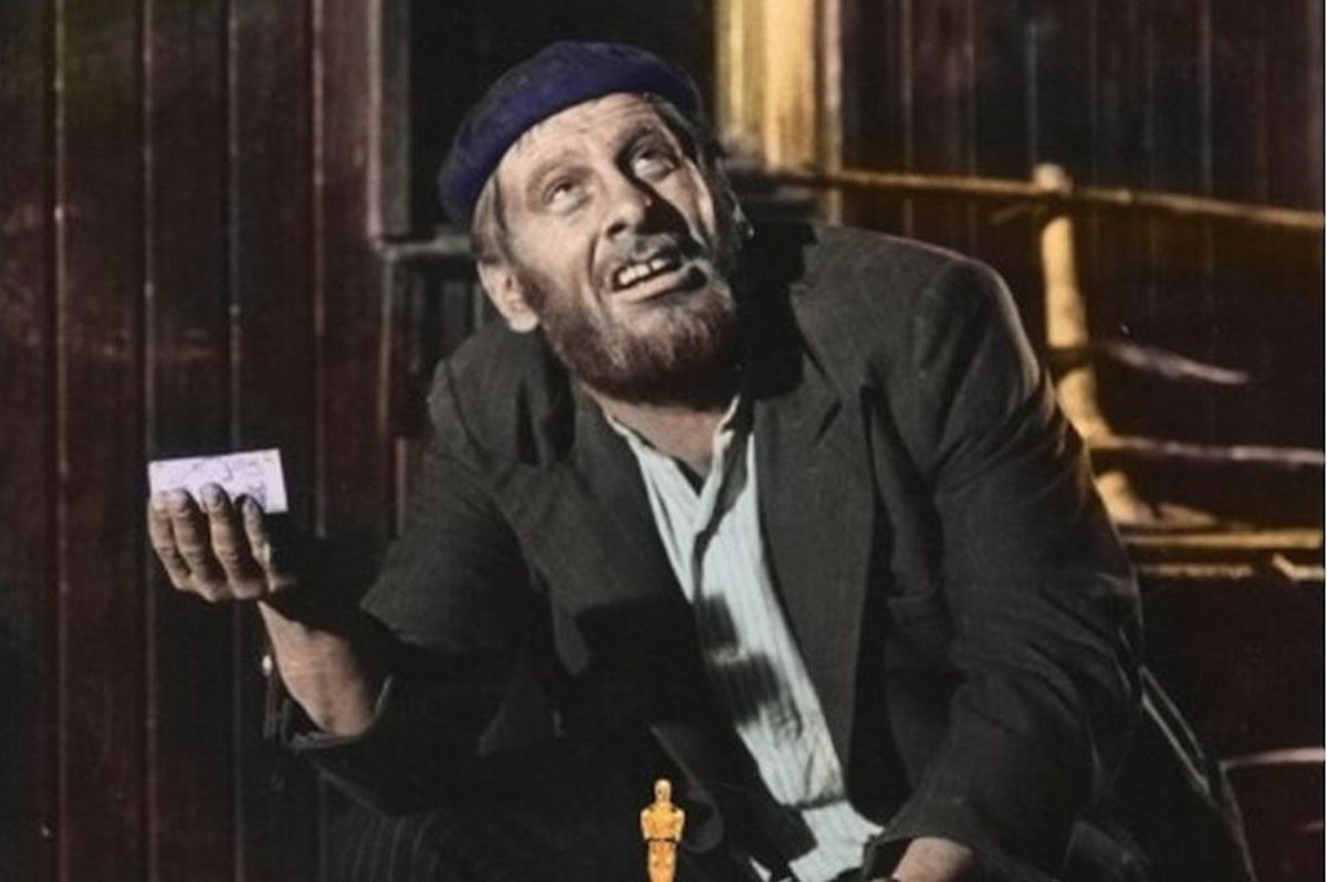 Chaim Topol, star of Fiddler on the Roof, has died