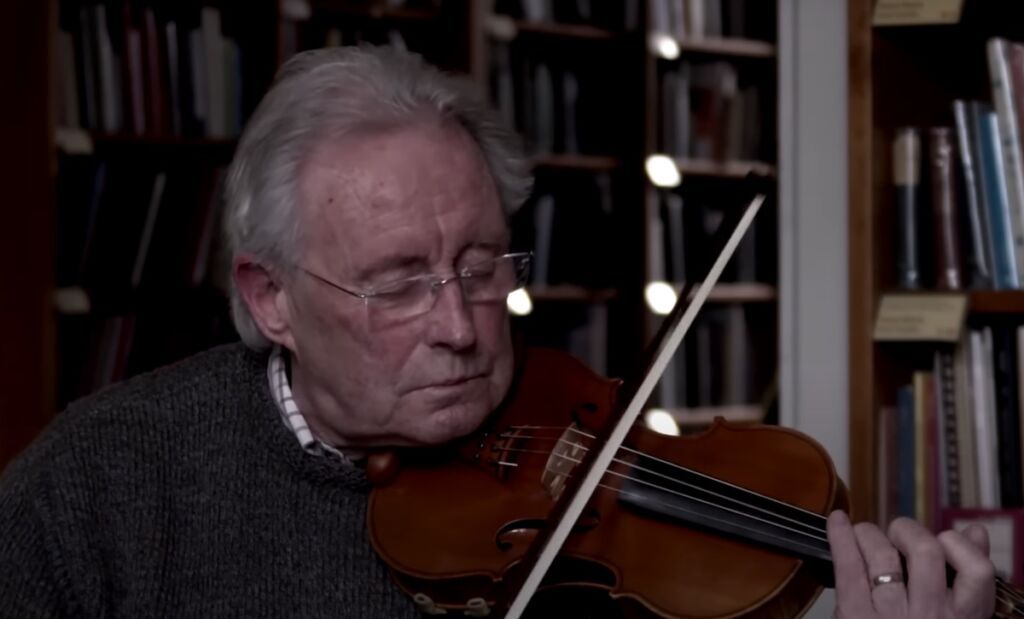 Irish fiddle master Seán Keane has died