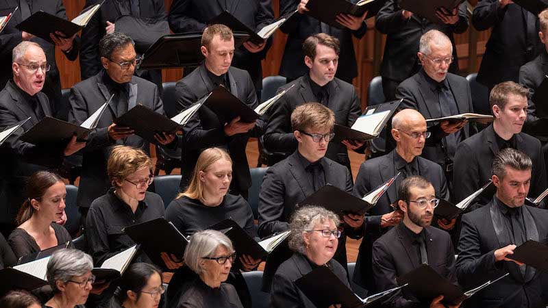 Donald Runnicles conducts the Duruflé Requiem - Limelight