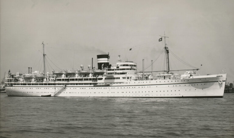 Carry On Sergeant: Dunera Boys musical recreated