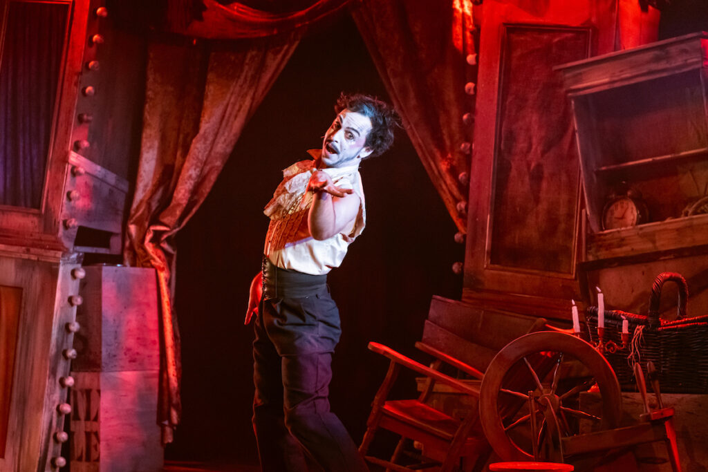 GRIMM (Shake & Stir Theatre Co. & Brisbane Festival)