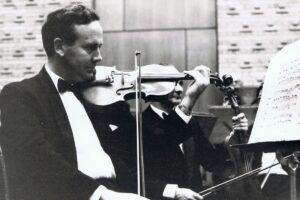 Vale Graham Wood, violinist and educator