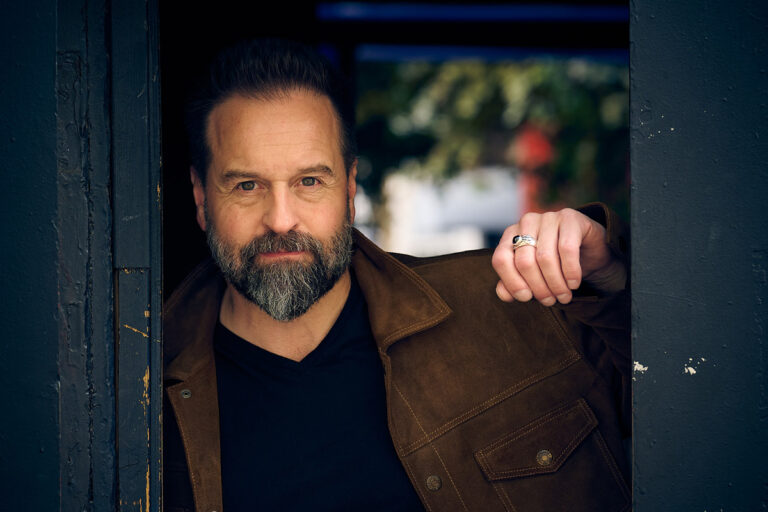 Alfie Boe: Facing Myself (Live Nation)